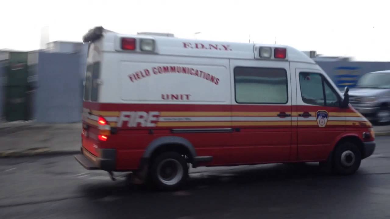 FDNY - Field Communications Unit Van Taking Up from 4 Alarm Fire - YouTube