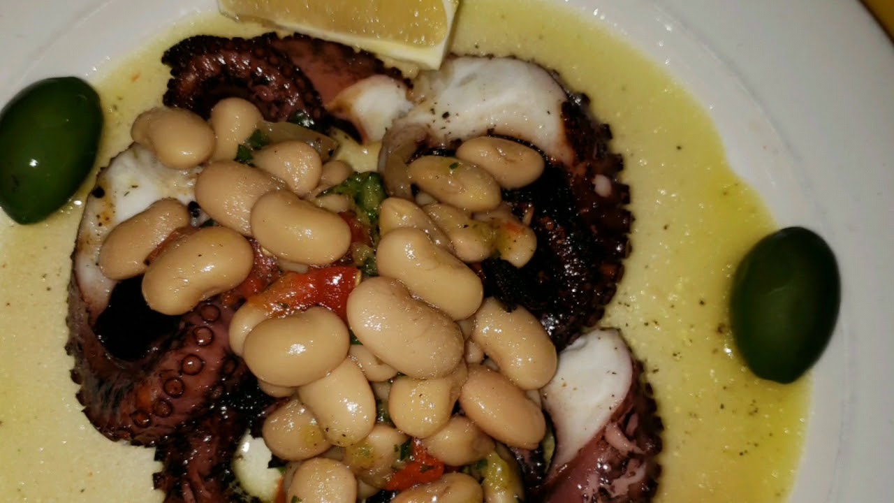The Best Italian American Restaurant on Arthur Avenue - YouTube