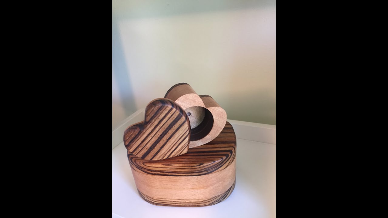 Spinning Lid Bandsaw Box - YouTube