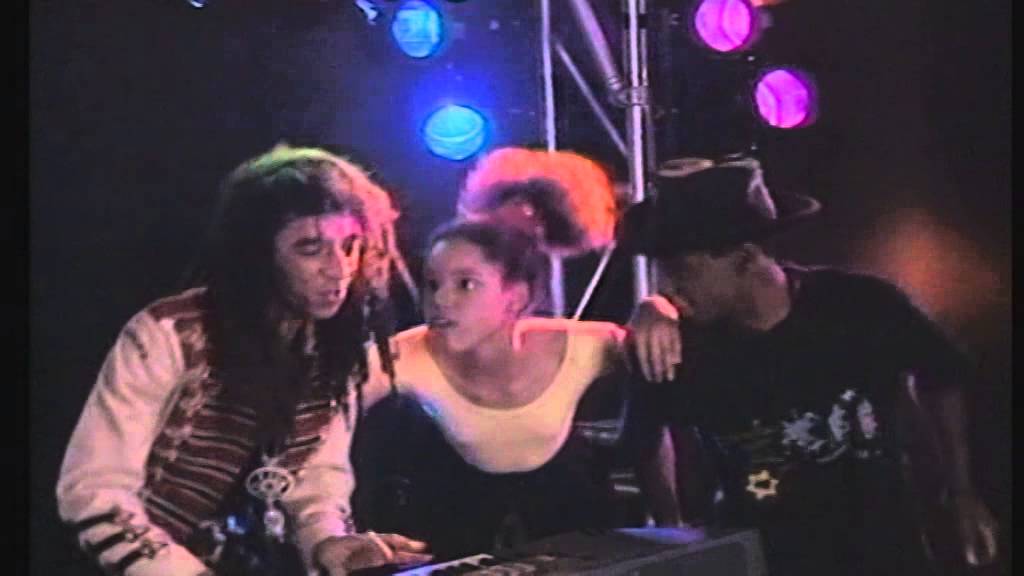 Ice MC - Easy [Official Video] - YouTube