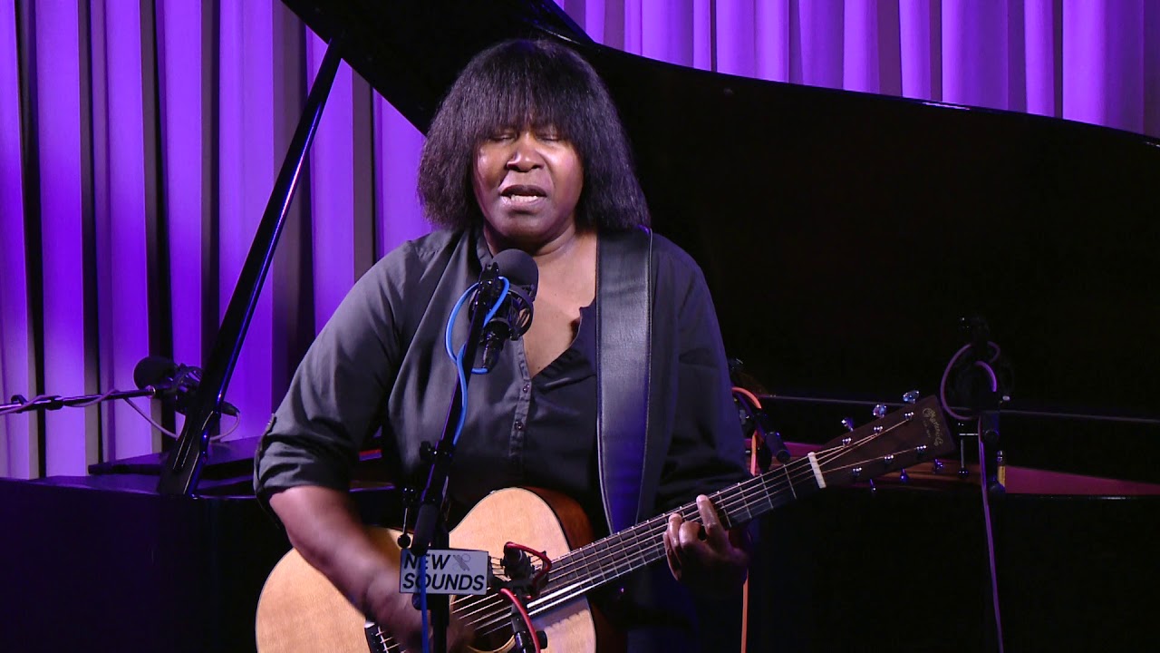 Joan Armatrading: "Love and Affection" | In Studio - YouTube