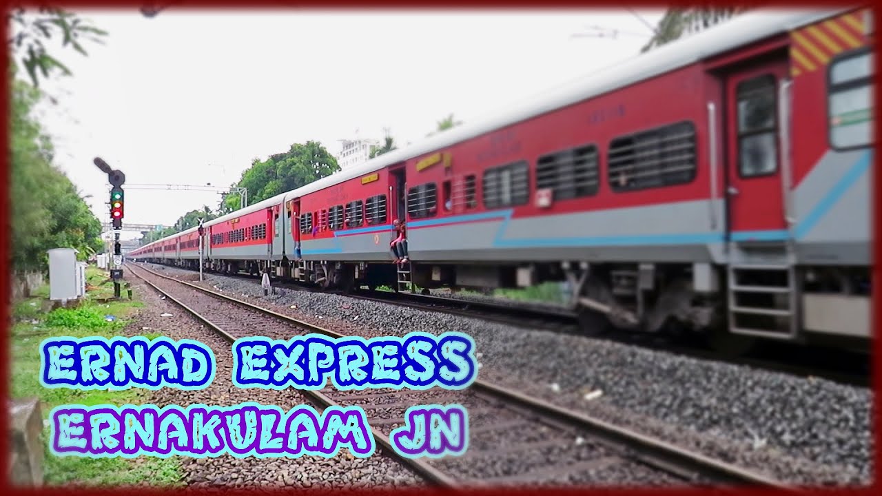 Ernad Express egress Ernakulam Junction springs towards Town - YouTube