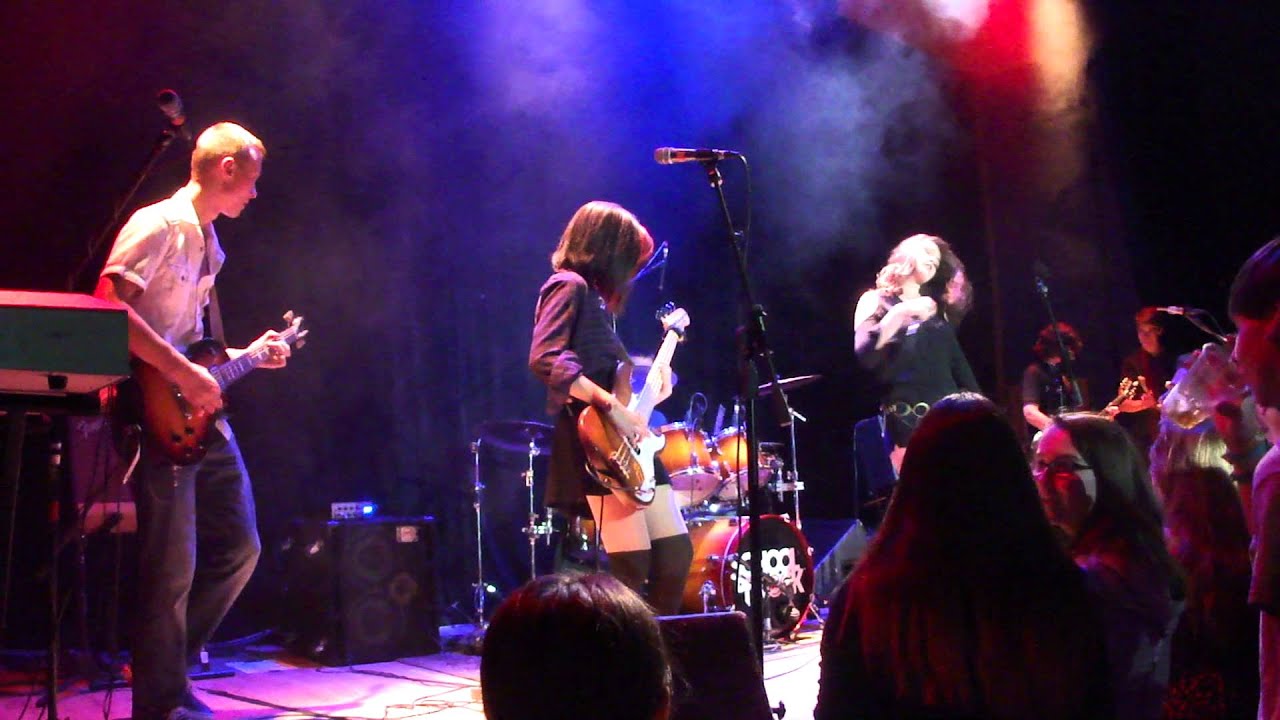 School of Rock Mason - Foo Fighters 'Stacked Actors' - YouTube