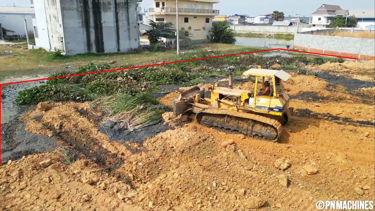 Amazing Excellent Skills Strong Dozer Komatsu D51P Pushing Stone ...