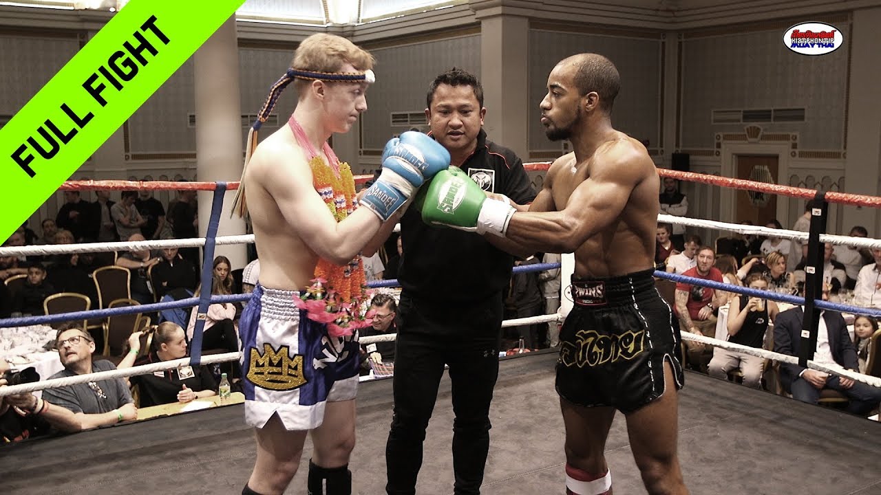 Kail Henry vs Ewan Foster | Championship Muay Thai - YouTube