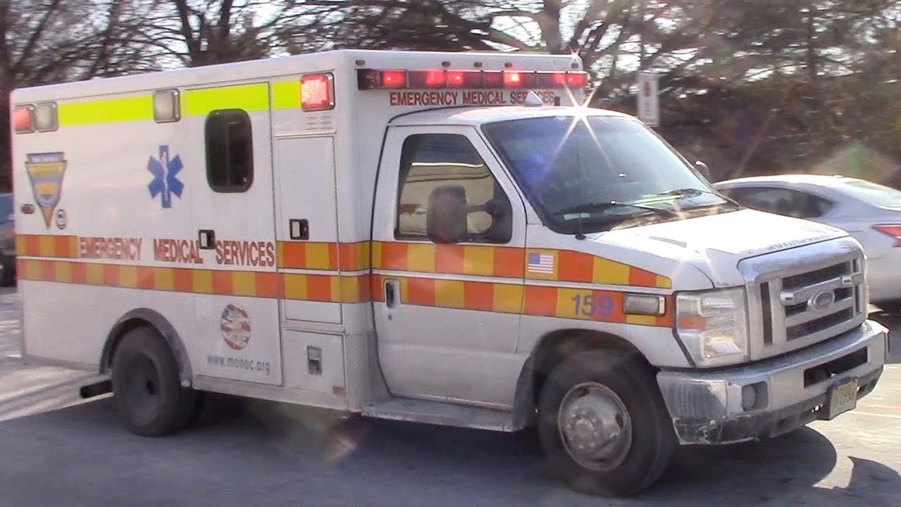 MONOC EMS ALS Ambulance 159 Responding 1-2-18 - YouTube