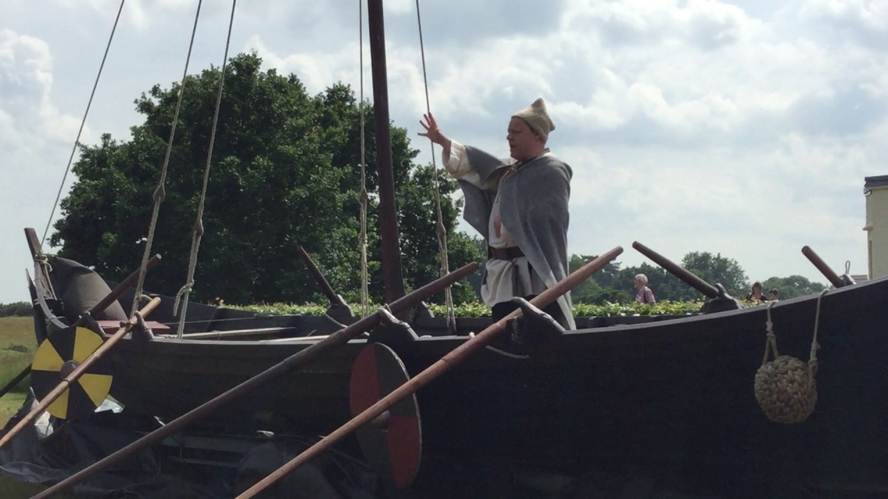 Dramatic Impact: Storyteller in Action - YouTube