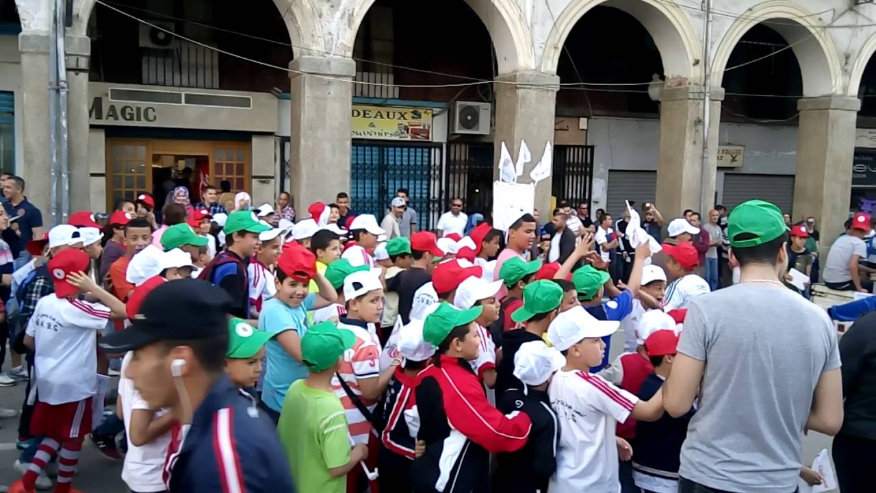 Skikda fête de la fraise 🍓 - YouTube