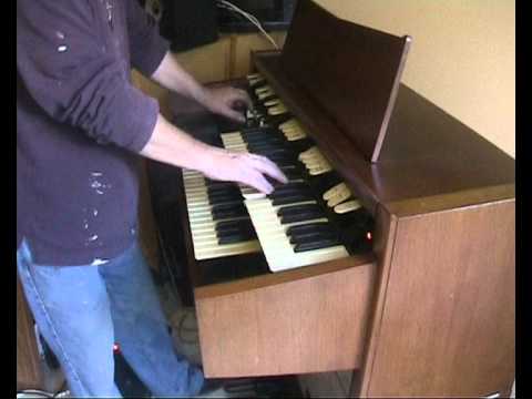 Hammond M102 (factory split).wmv - YouTube