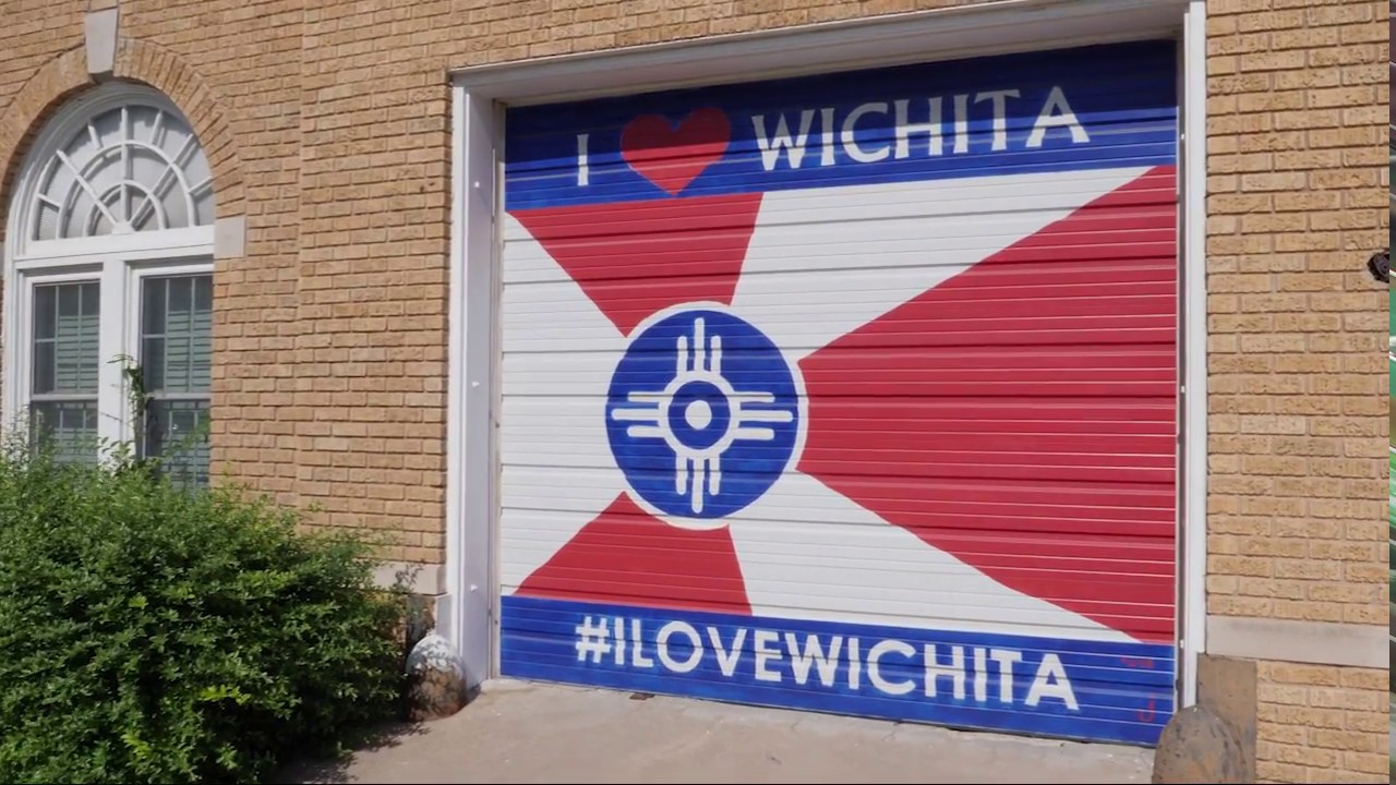 Wichita Flag Mural Art Tour - YouTube