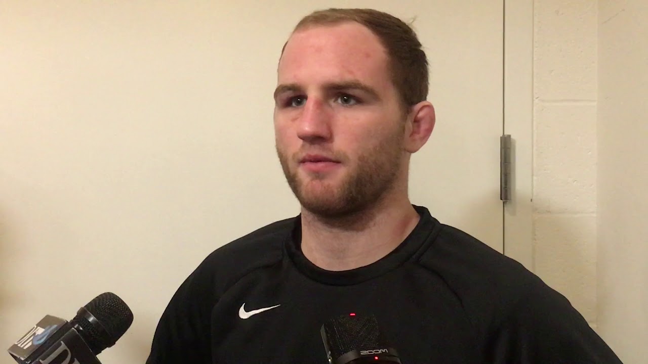 Iowa wrestler Alex Marinelli on picking Iowa over Ohio State - YouTube