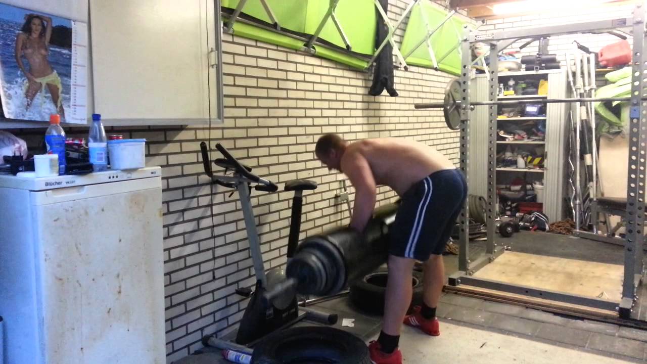 Bob 3 x 115kg log clean - YouTube