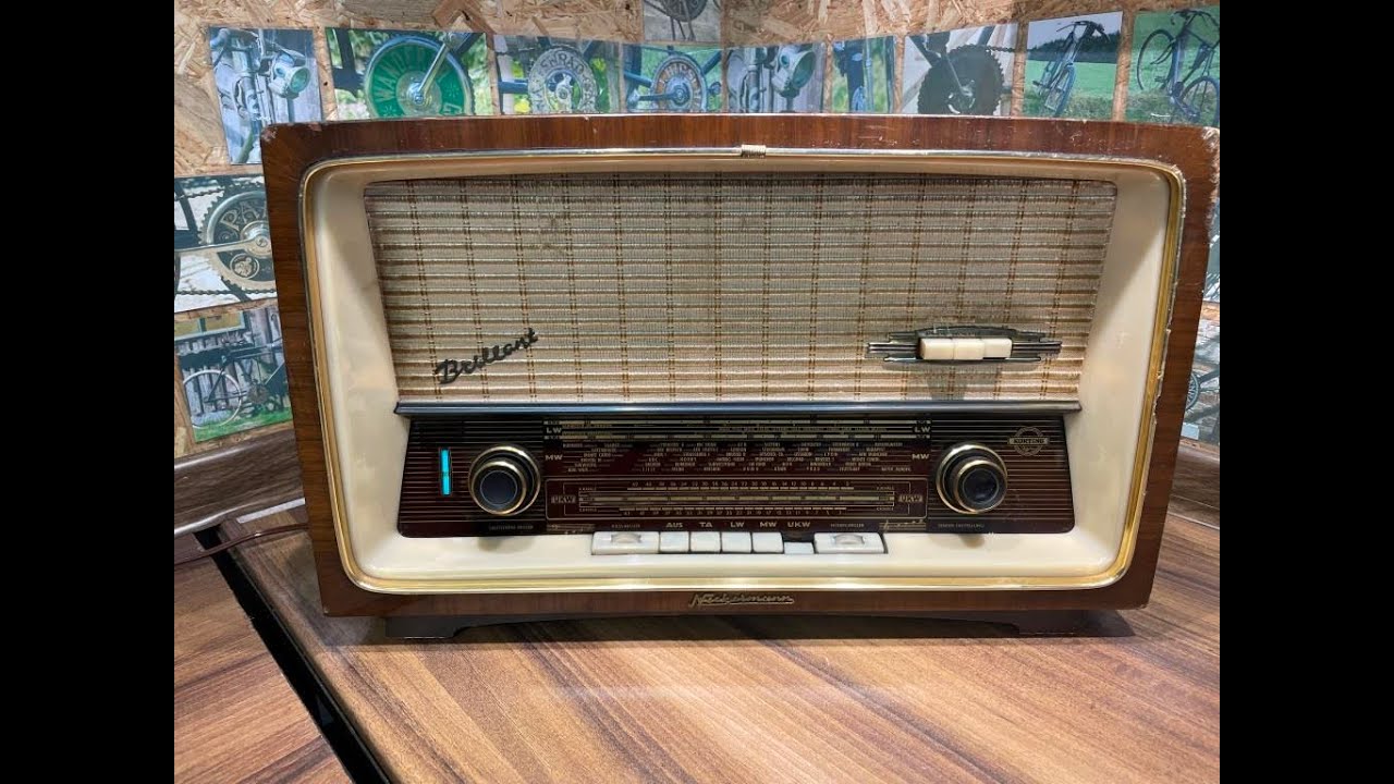 Historické Lampové radio - Korting NECKERMANN Brillant - Hraje KRÁSNĚ ...