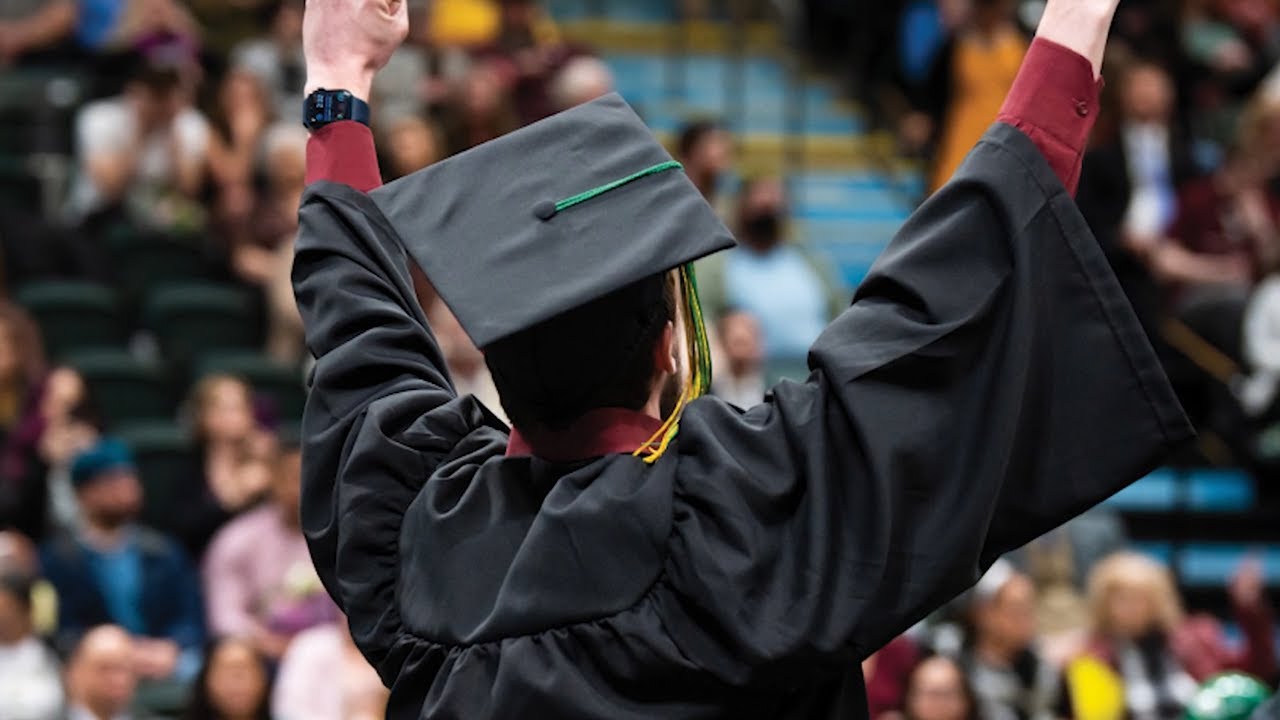 UAA prepares for graduation, honors 1,000 students - YouTube