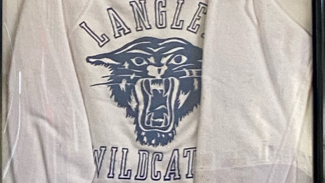 Langley Gymnasium Tour by Launa Pinson-Simmons - Langley Arkansas - YouTube