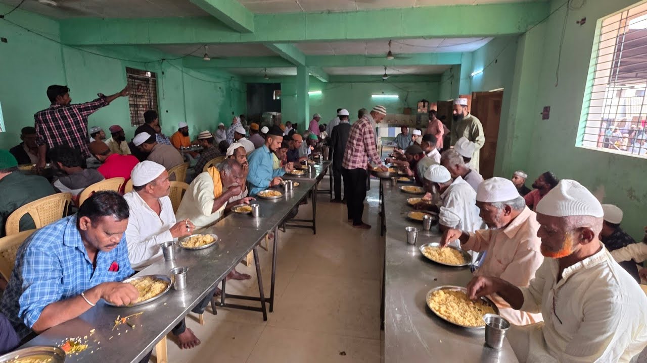 Ammajaan ka Langar khana Rahmatabad Dargah Shareef Live Video - YouTube