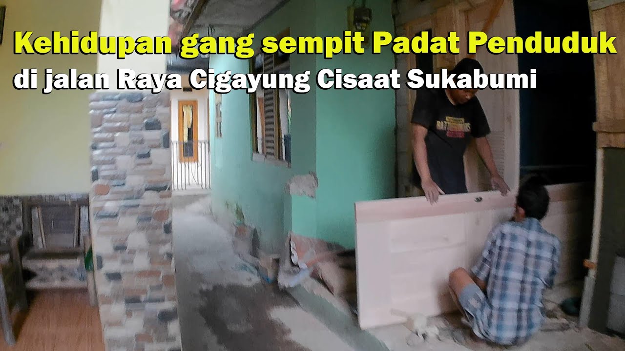 Kehidupan Gang Sempit padatpenduduk di jalan Raya Cigayung Cisaat ...