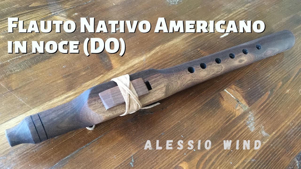 Flauto Nativo Americano in noce, in Do - YouTube