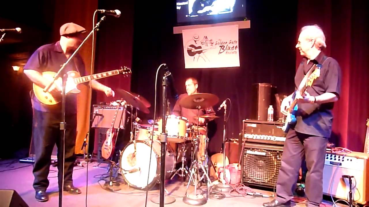 Steve Freund hosts TGGBS jam 6-17-09 Robbie Bean on drums - YouTube