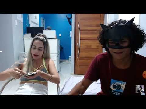 ALINE  TR@NS??😮( A RAFAEL EXPRANOU EM LIVE)