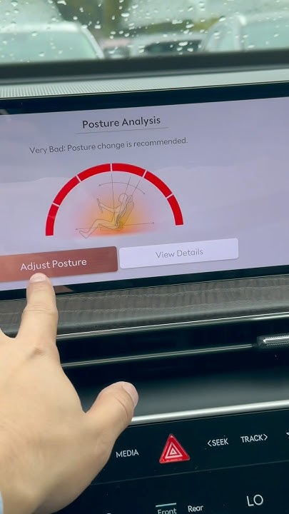 🤯dOn’T dO thIs wHiLe dRiVinG!! #genesis #GV80!! - YouTube