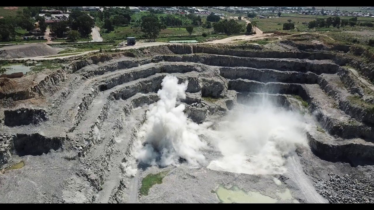 Blast Video: 2019-02-18 Klipfontein Sand (production) - YouTube