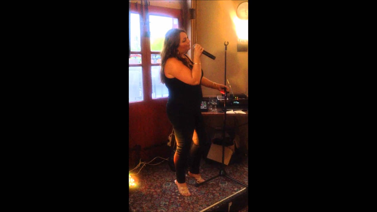 Katie Sparkes Live at The Summerfield Tavern Monday 4th May - YouTube