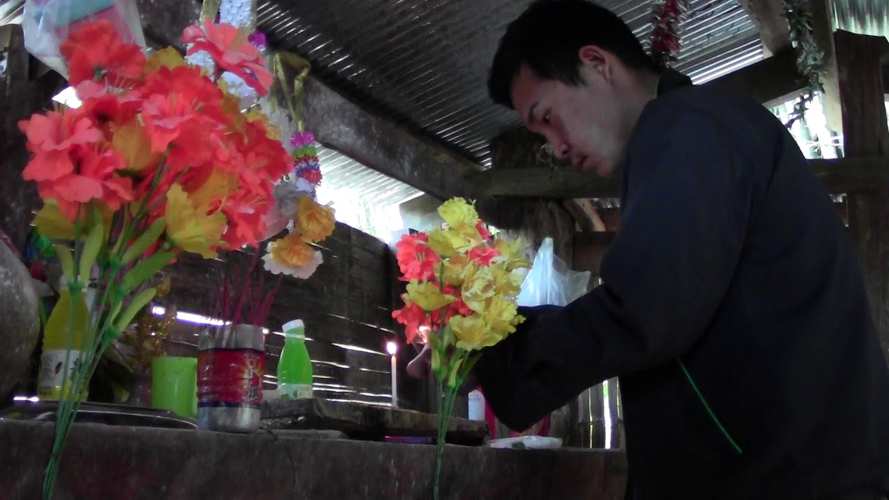 Buddhist Mission nu poe - YouTube