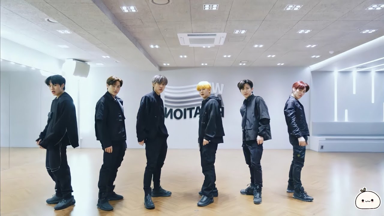 [MIRRORED] TNX - ‘비켜’(MOVE)’ Dance Practice | Mochi Dance Mirror - YouTube