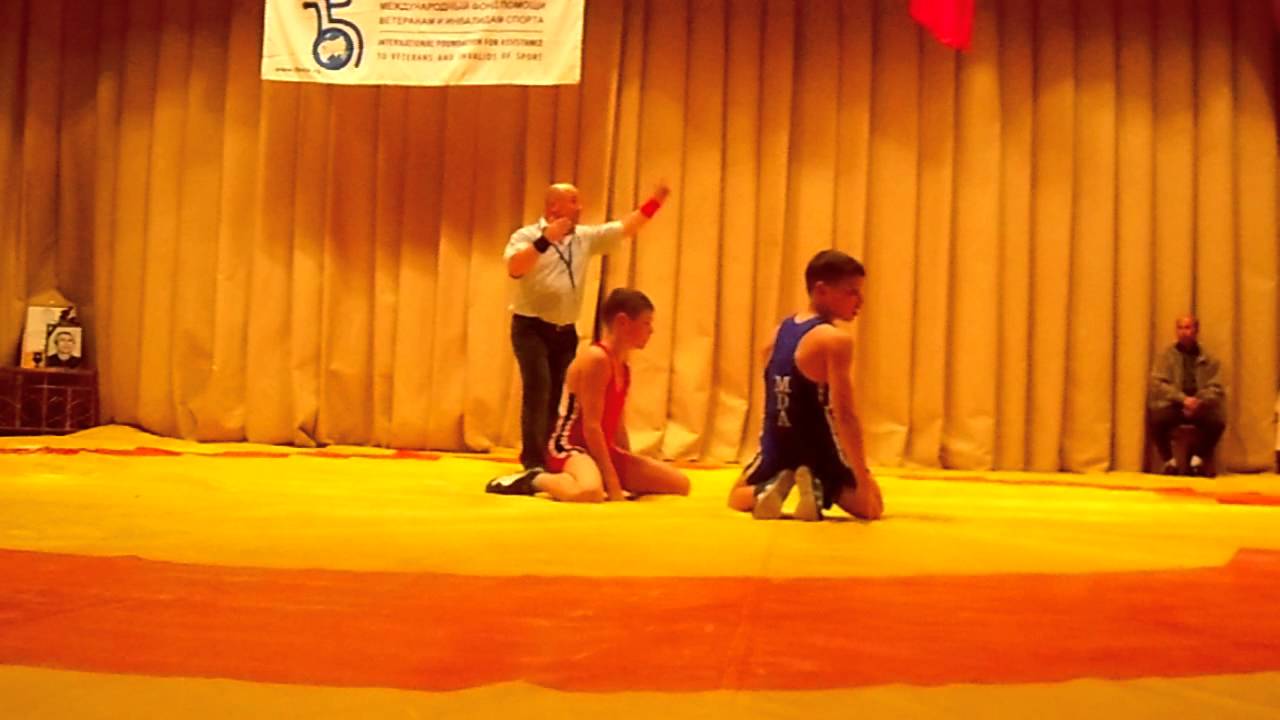 Finala la 35 kg Mitu Octavian vs Codreanu Calin - YouTube