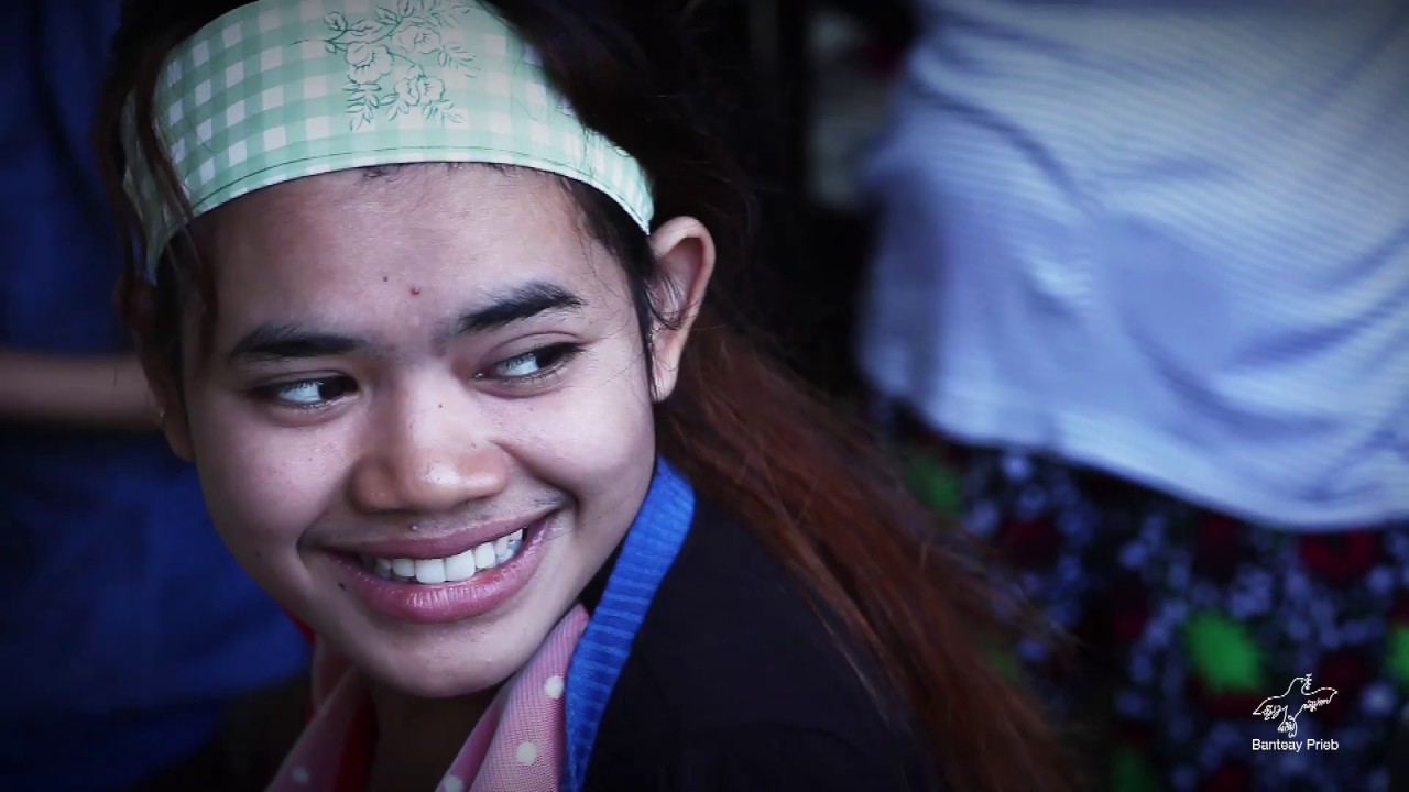 Banteay Prieb - YouTube