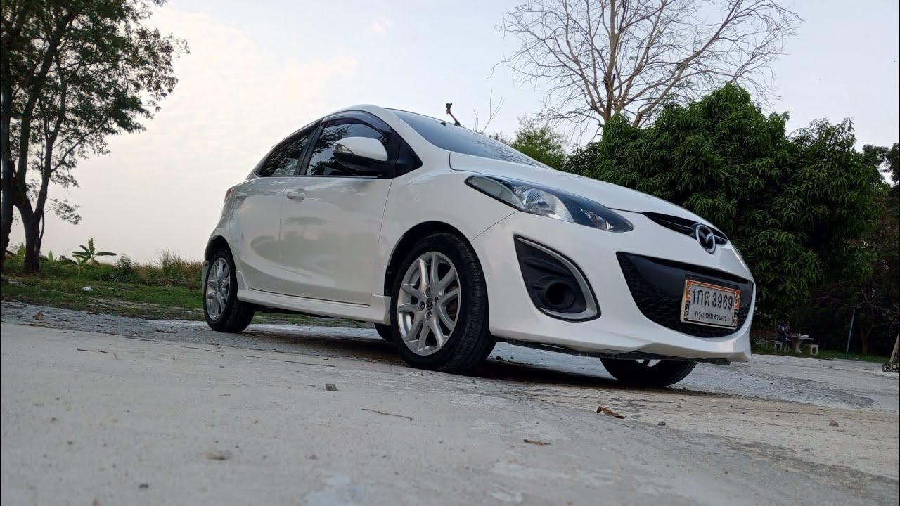 mazda 2 - YouTube