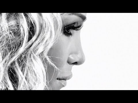 Deniz Derin  - İki Kelime ( Official Video )