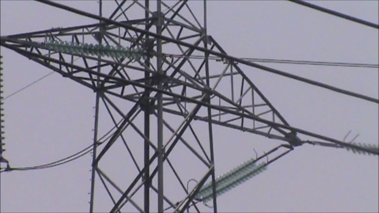 Estructuras triangulares. - YouTube