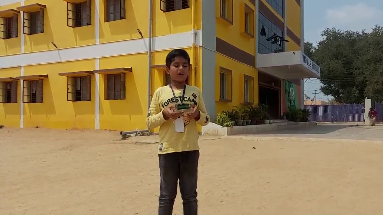 Height measuring robot - YouTube