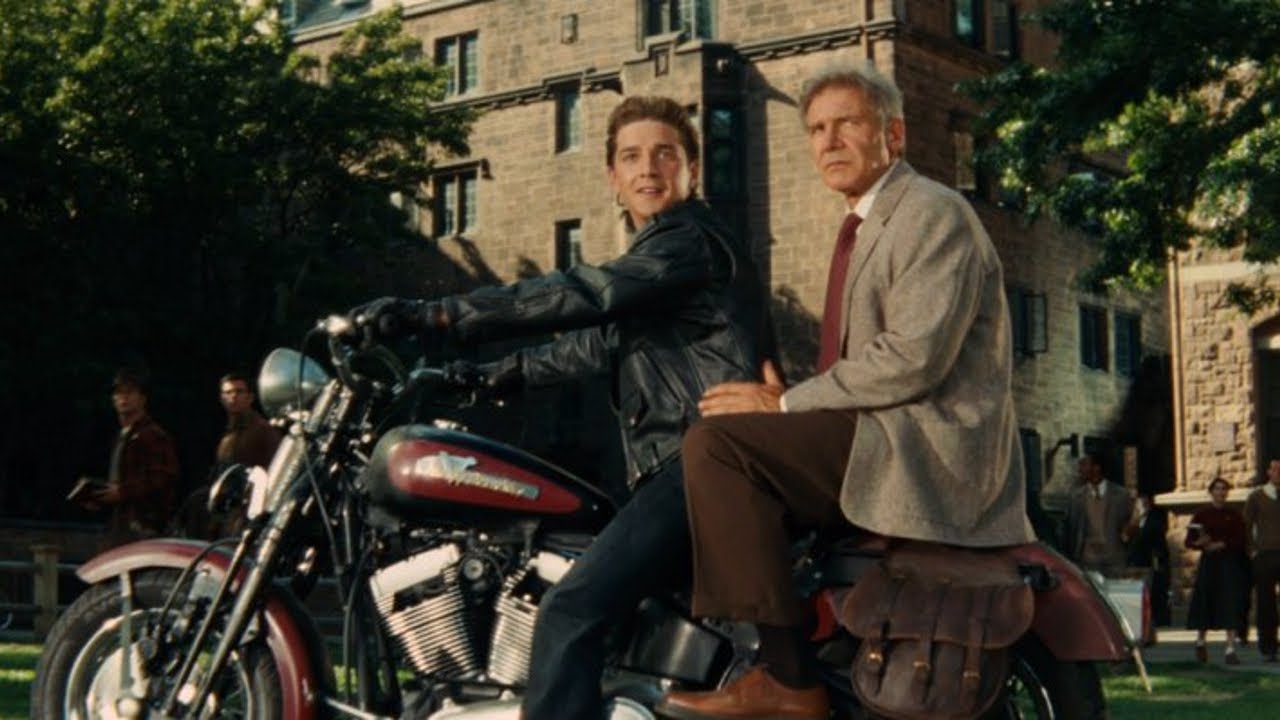 Indiana Jones Soundtrack - Motorbike Chase Theme - YouTube