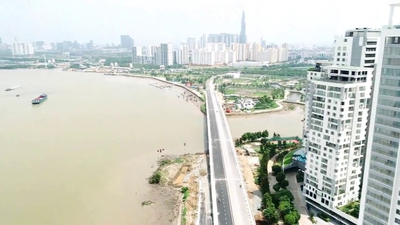 A NEW BRIDGE AT DIAMOND ISLAND - YouTube