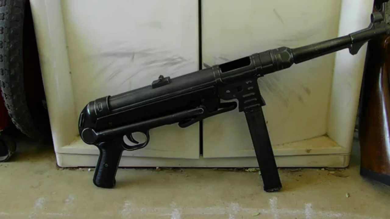 Prop Replica MP40 - YouTube