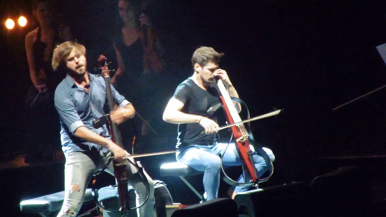 2 cellos Smooth criminal / thunderstruck ACDC COVER - YouTube