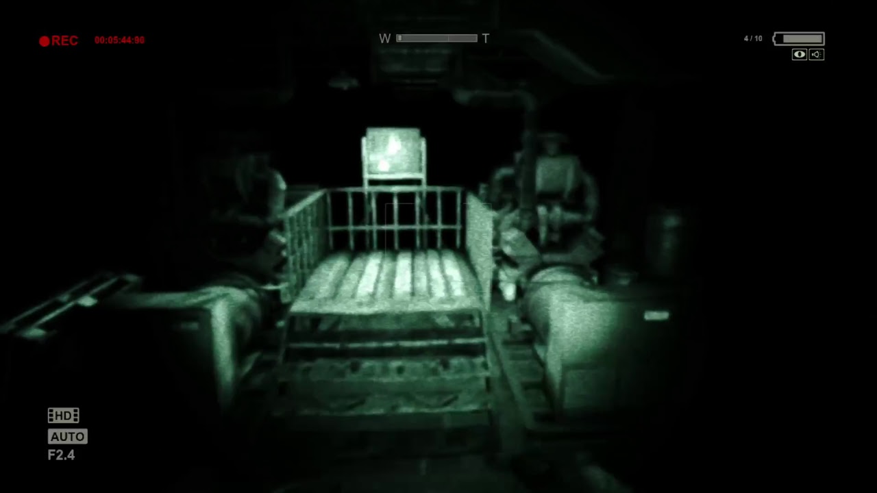 OUTLAST TRINITY Gameplay part 1 - YouTube