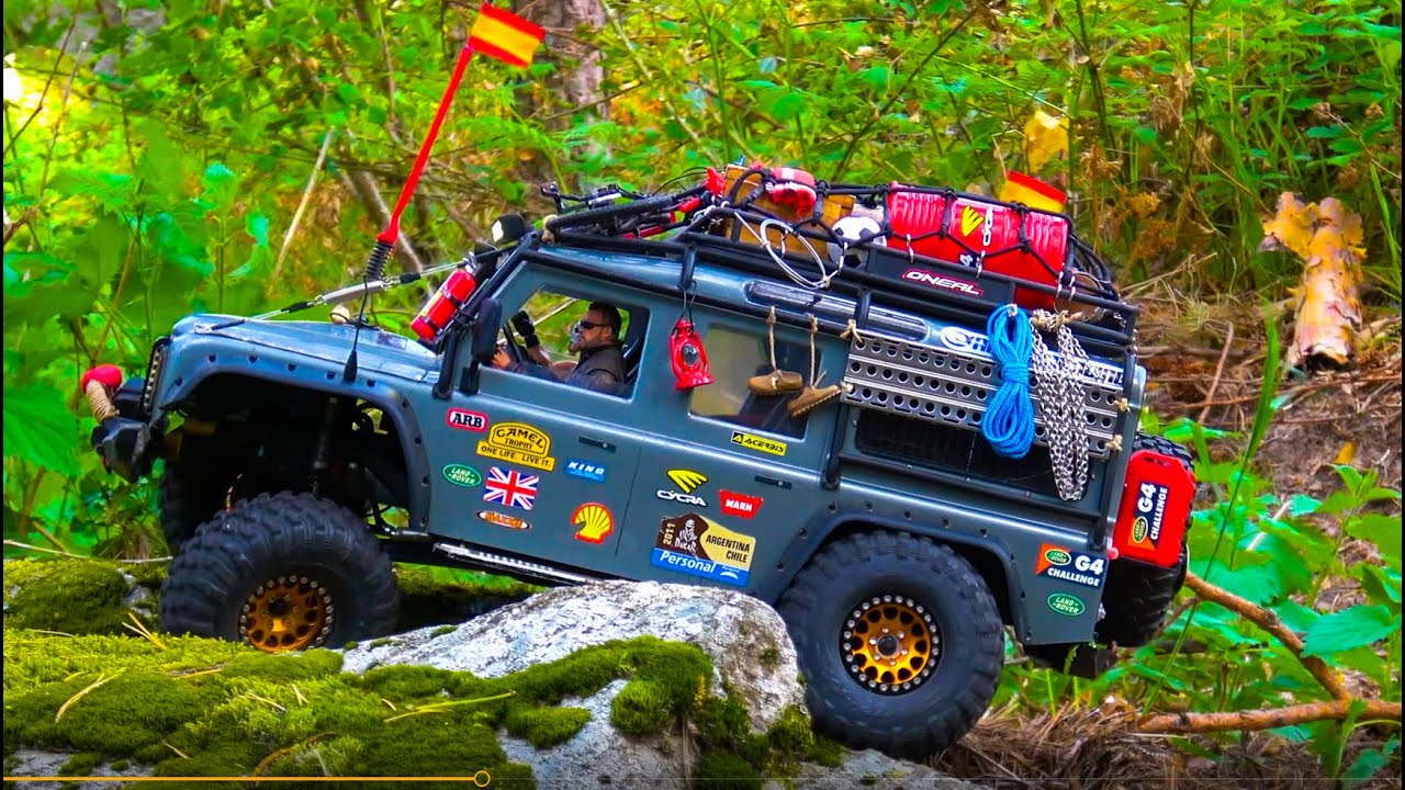 TRAXXAS TRX4 DEFENDER 19. 4K - YouTube