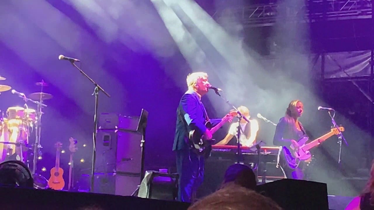 PLEASE BE UPSTANDING - SQUEEZE - YouTube