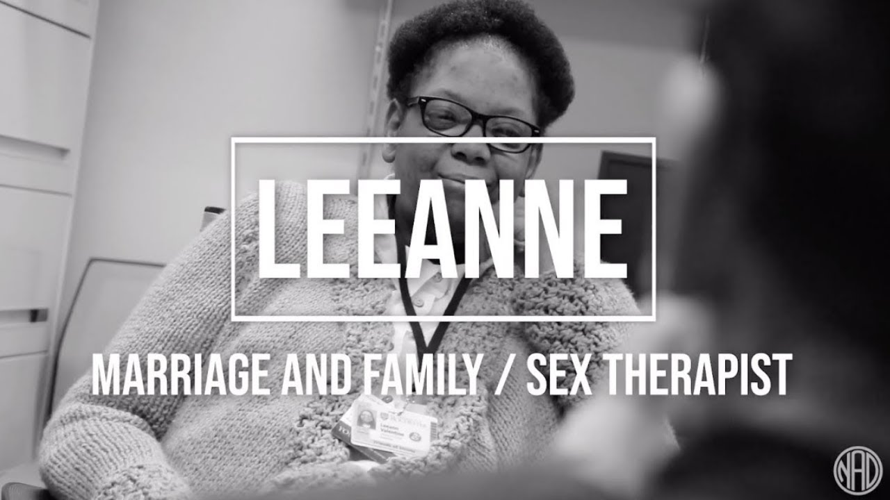 Meet LeeAnne the Black Deaf Marriage and Family/ Sex Therapist | Deaf ...