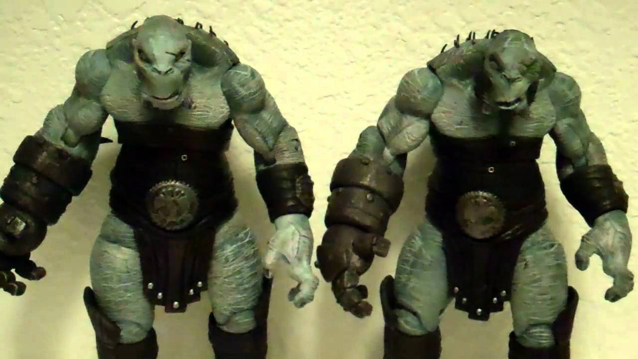 Hellboy 2 Wink Update Toy Review - YouTube
