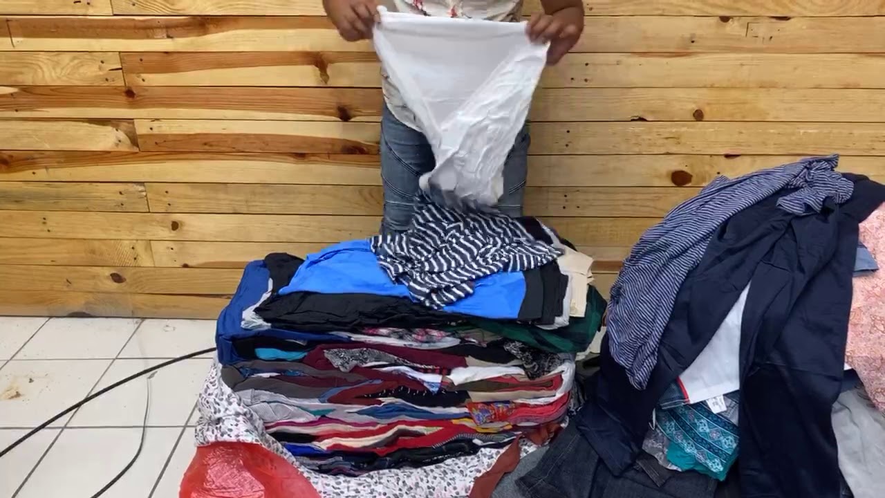 Paca de ropa americana premium / ideal para iniciar negocio - YouTube