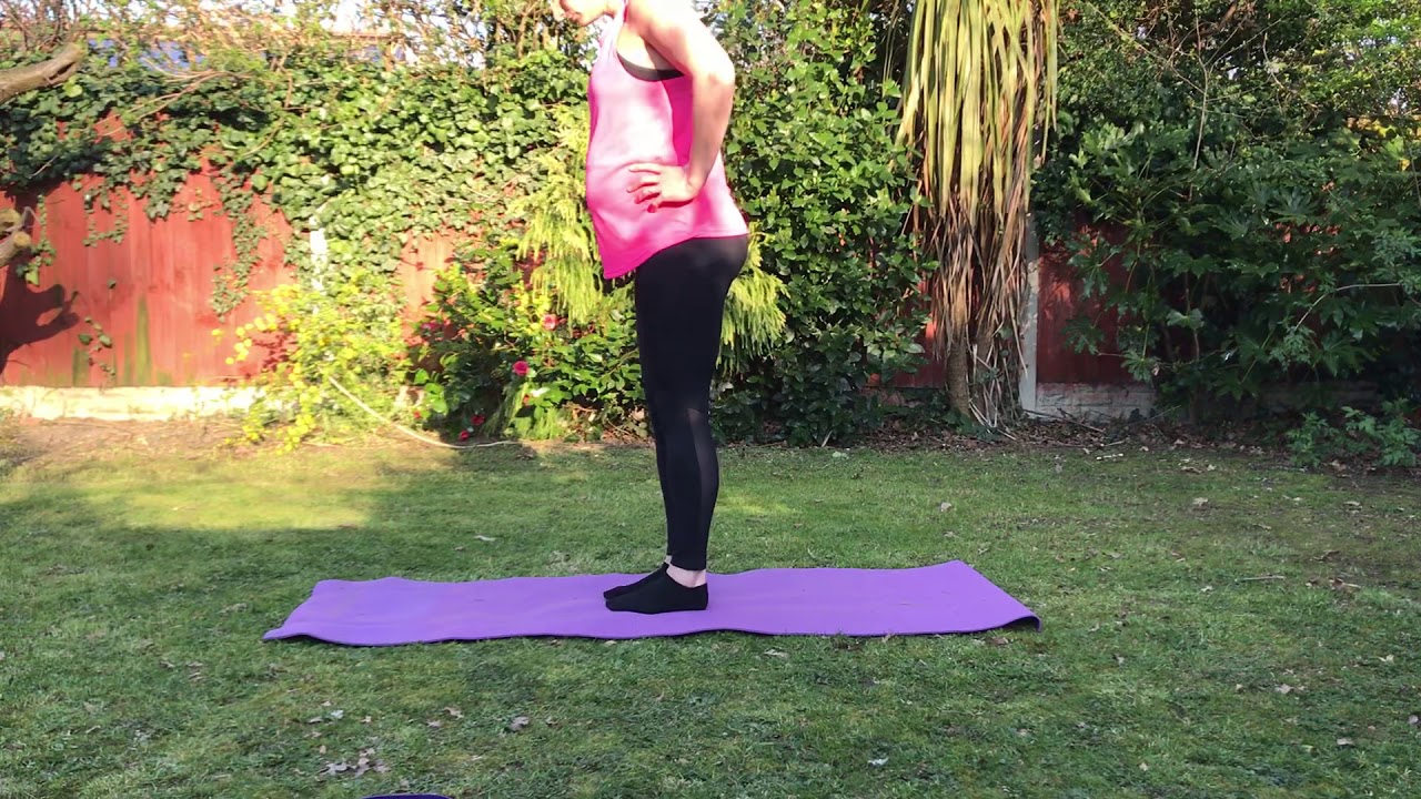 Toe scrunches - YouTube