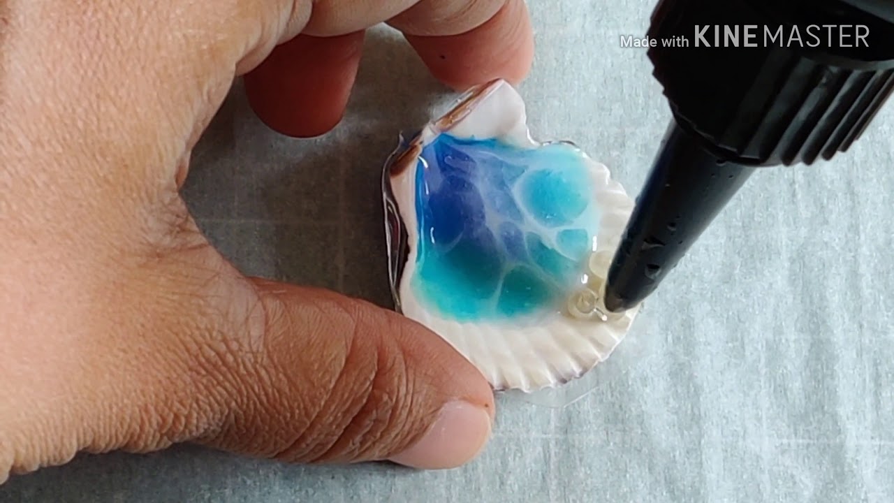 UV resin shell charm - YouTube