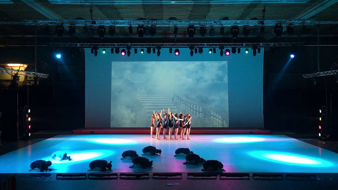 KKMT 2016 - Turnsters & Karamoda : Stairway To Heaven - YouTube