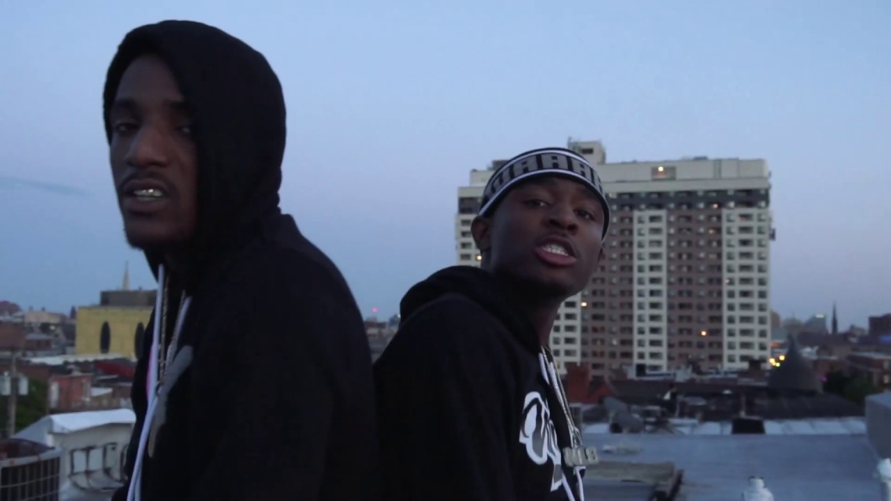 Smiley The Singer x UndaRated Lor Chris “Straight Out The Gutta” - YouTube