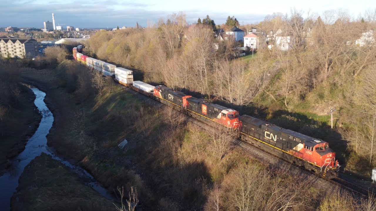 Awesome Aerial 4K View During Golden Hour! Stack Train CN 120 w/DPU ...